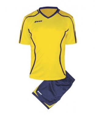 Completini da calcio personalizzati - Abbigliamento Sportivo